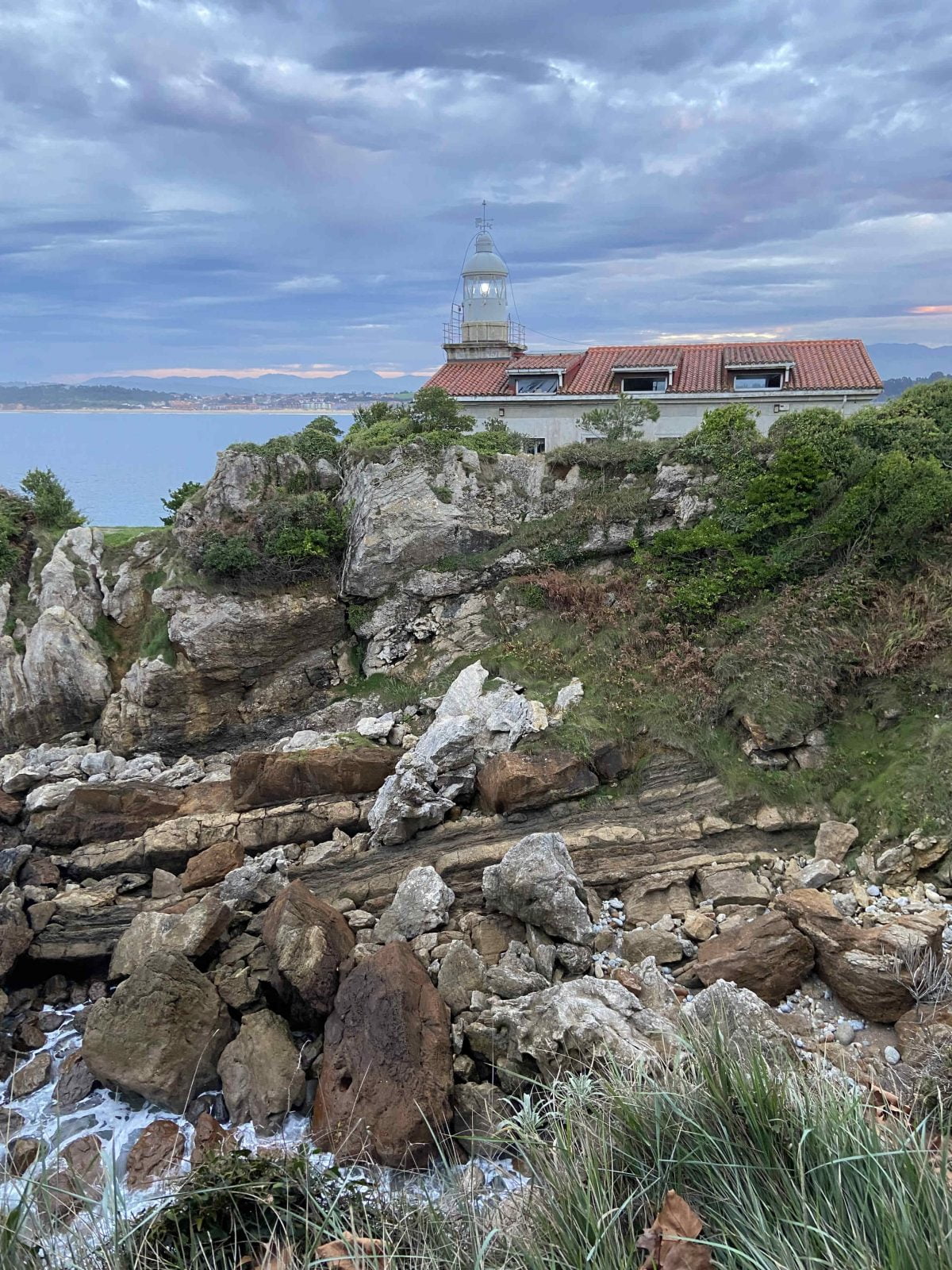 El faro de la Cerda en Santander - El viajero accidental